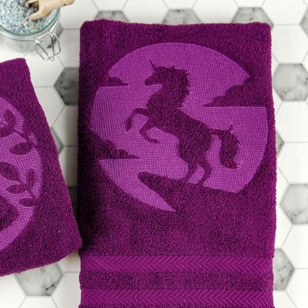 Magical Unicorn (Embossed) – Urban Threads